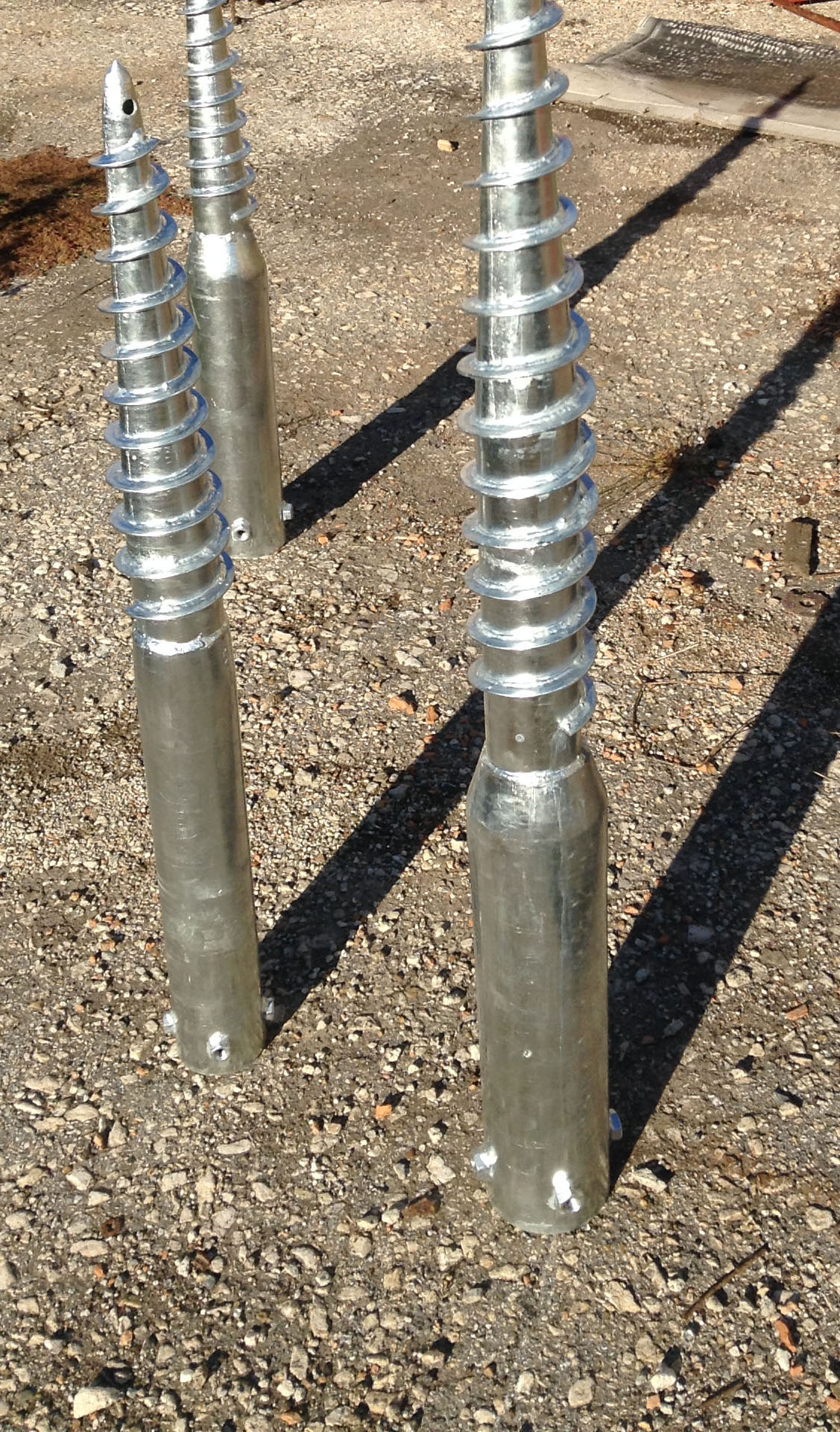 Suruburi de fundatie