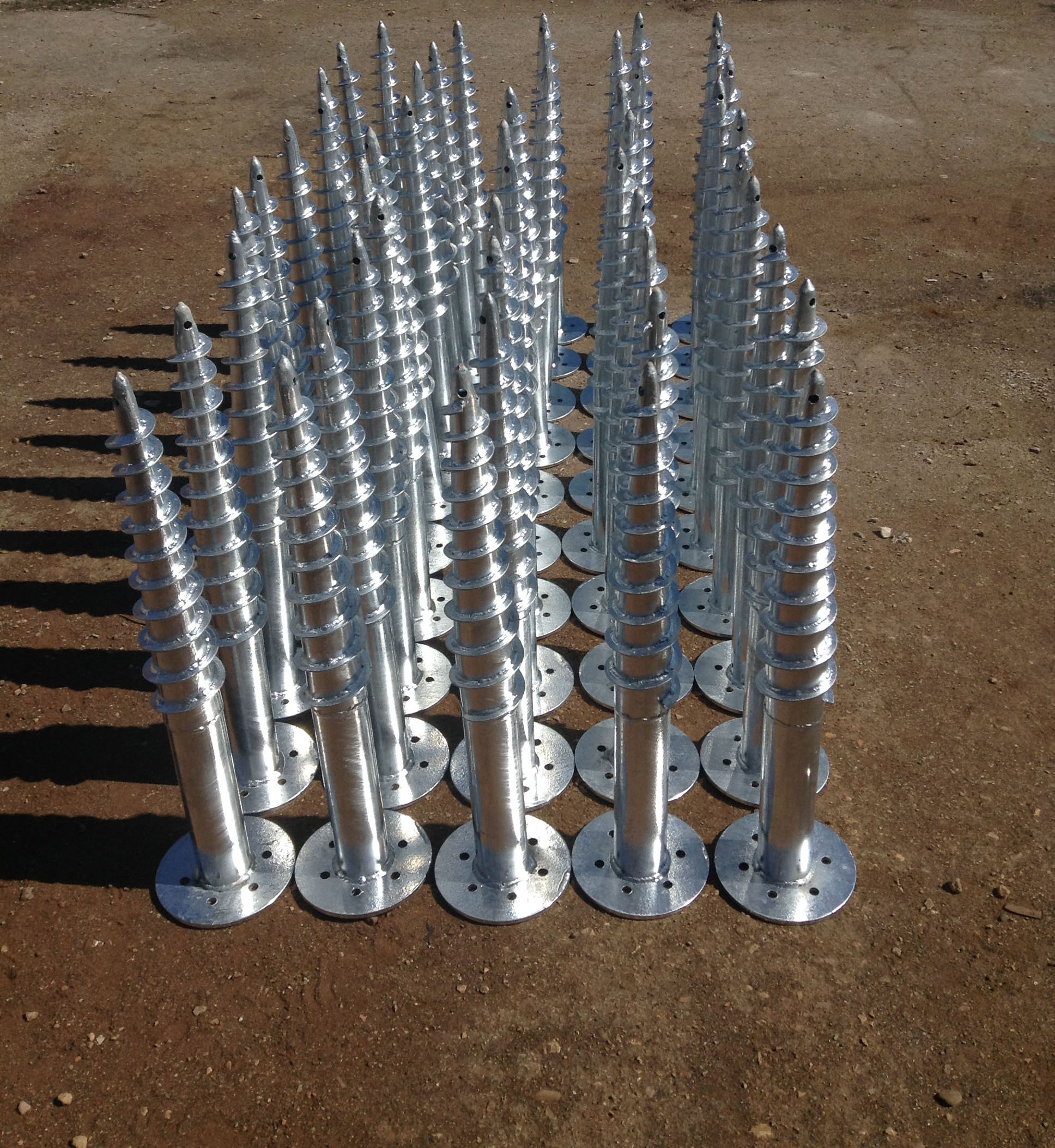 Suruburi de fundatie